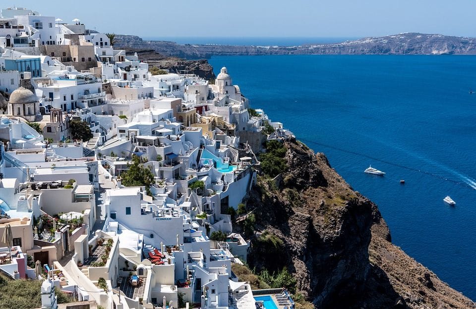 Greece Travel Guide - Top Attractions, Tips & Tourism Info | Pickyourtrail