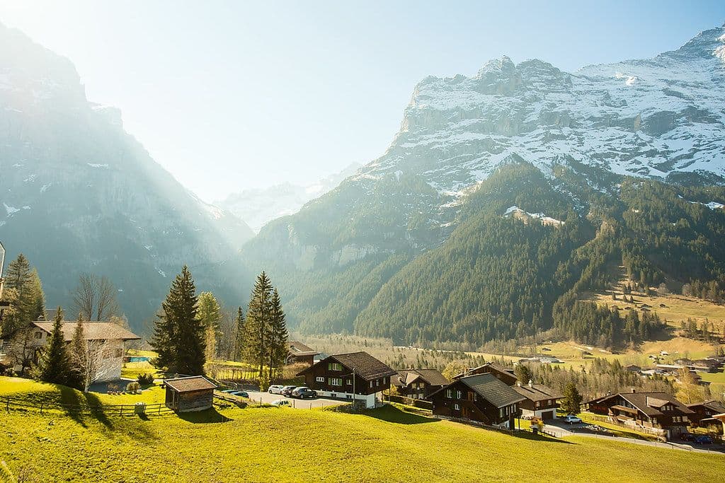 Grindelwald Travel Guide: Top Attractions & Tips | Pickyourtrail