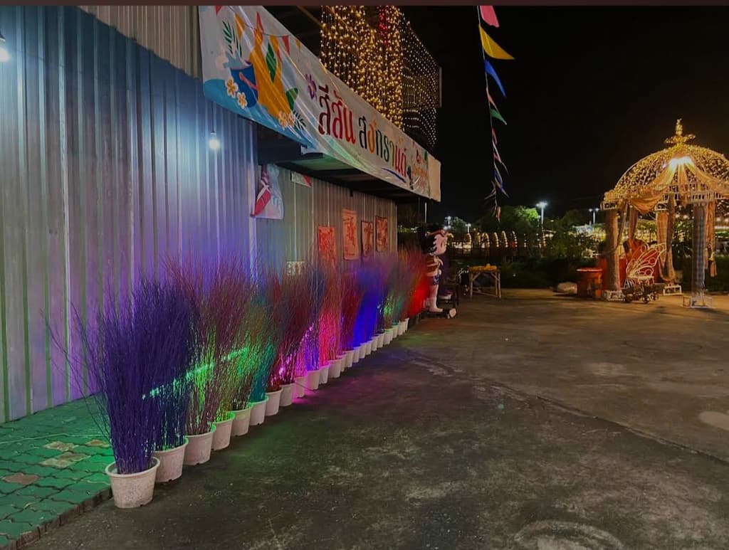 12 Best Night Markets in Bangkok: Shopping & Street Food Guide ...