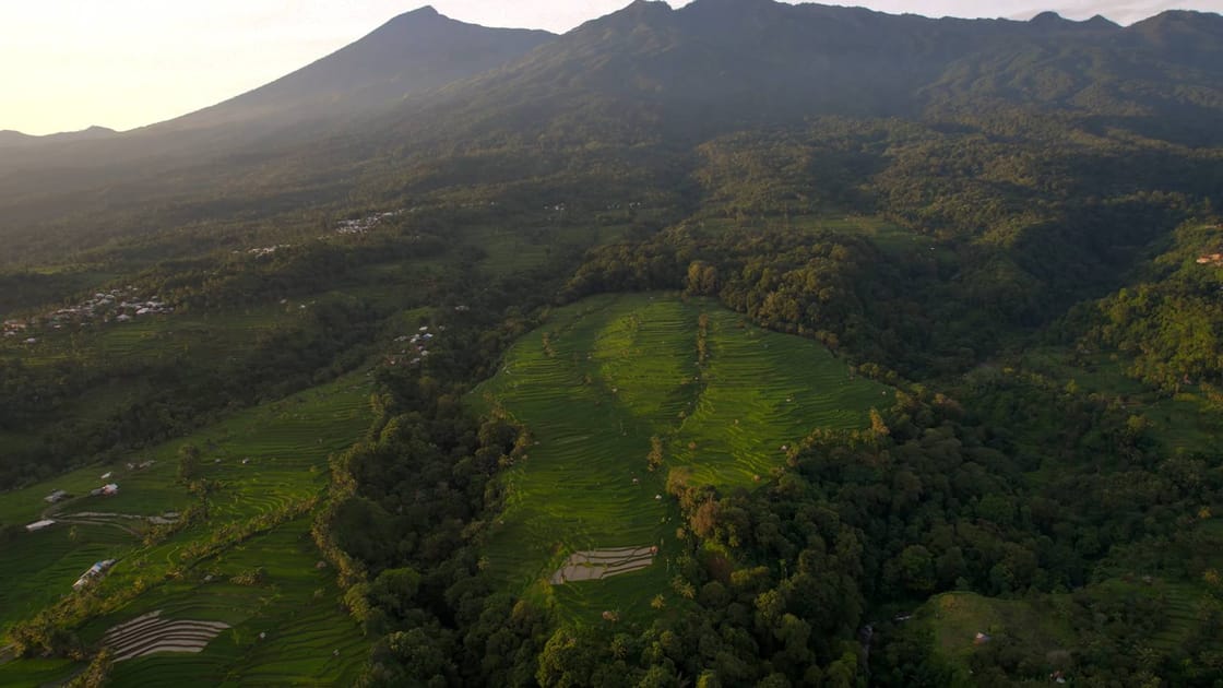 Best Places to Visit in Lombok - Top Tourist Attractions | Pickyourtrail