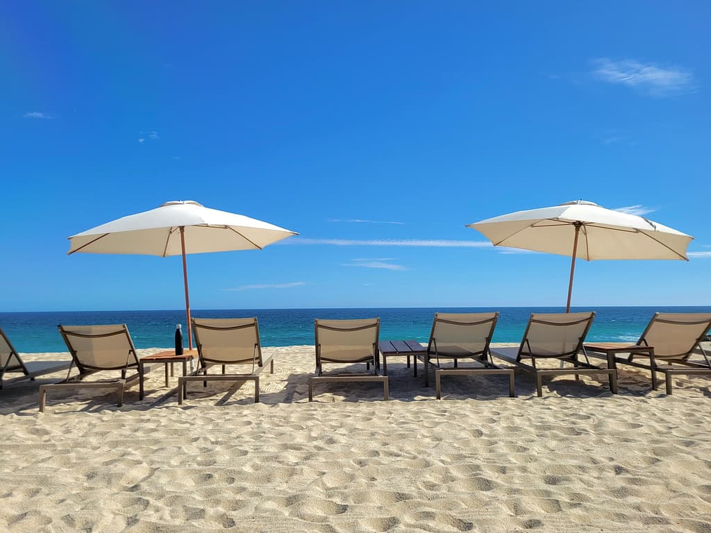 Sunbathing in Dubai: What to Know Before You Go | Pickyourtrail
